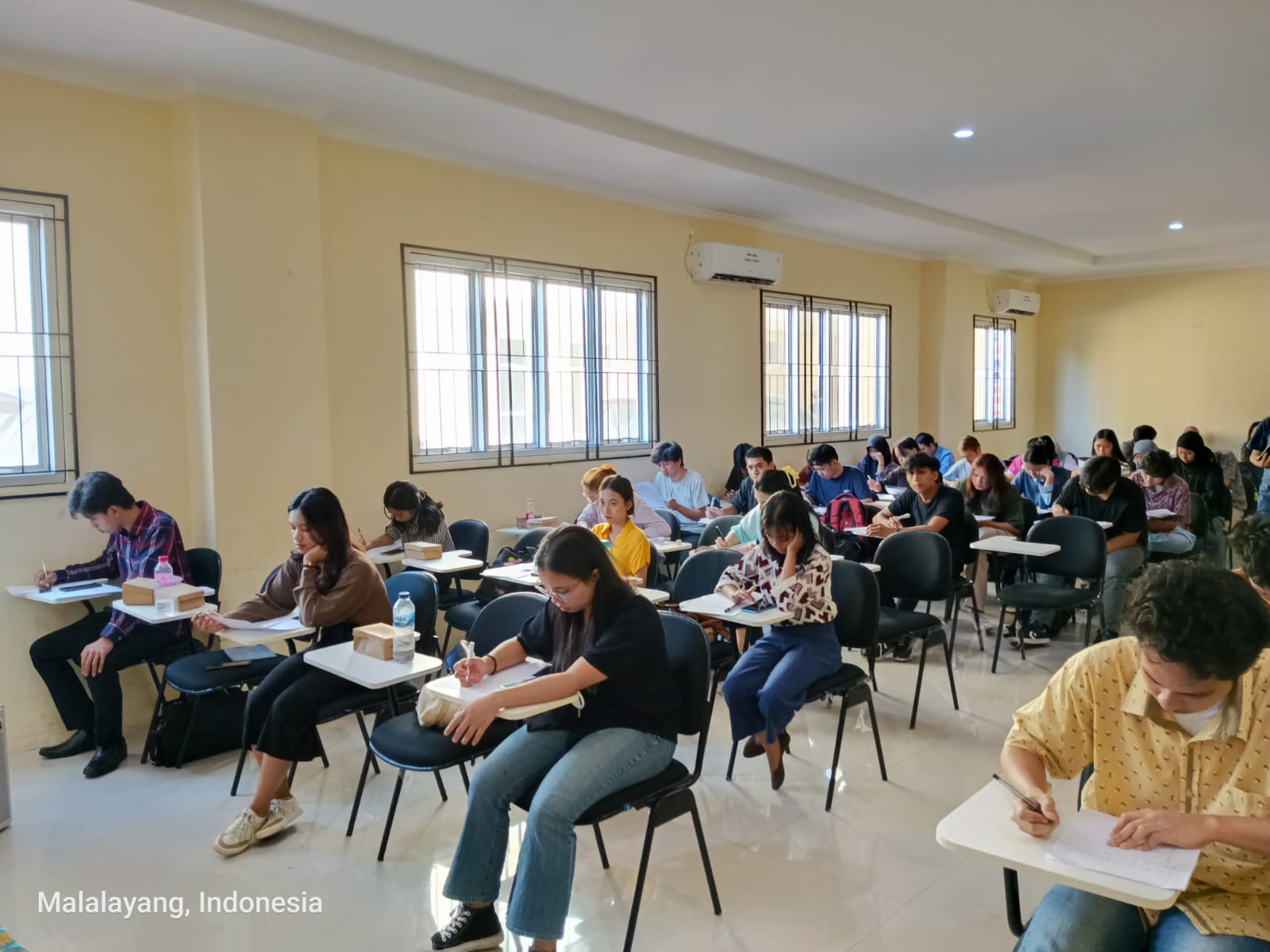 Lomba Satria Data FMIPA Unsrat - Program Studi Matematika